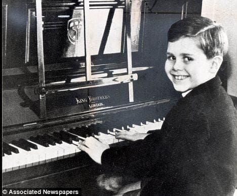 9 Interesting Elton John Facts - NSF News