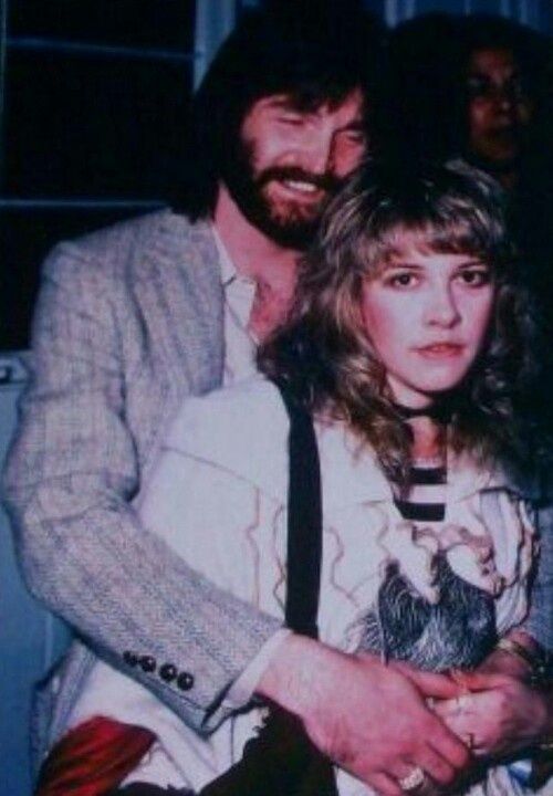 JANUARY 29, 1983 – Stevie Nicks married Kim Anderson - NSF News
