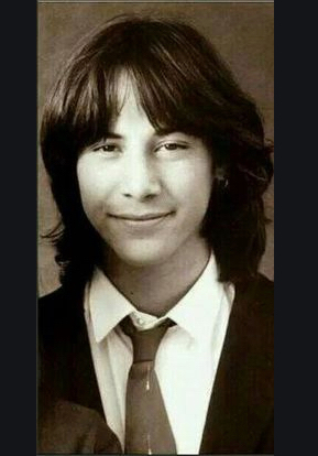 18 Rare Keanu Reeves Childhood Photos - NSF News
