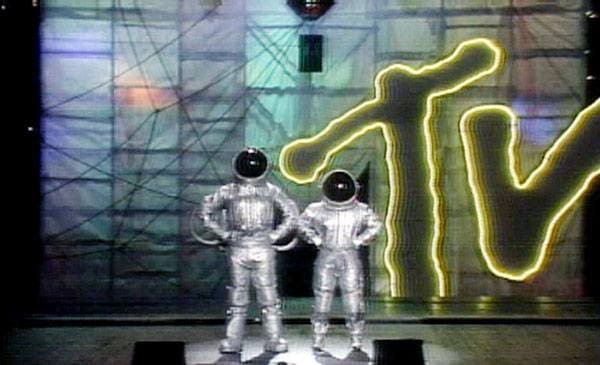 September 14, 1984 – The first MTV Video Music Awards (VMA) ceremonies ...