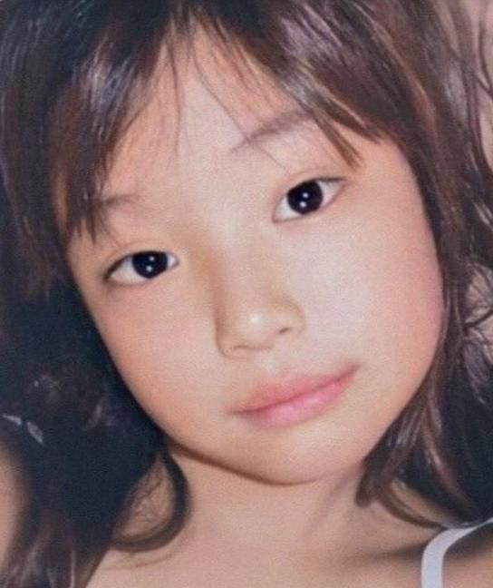 7 Rare Jennie Kim Childhood Photos - NSF News