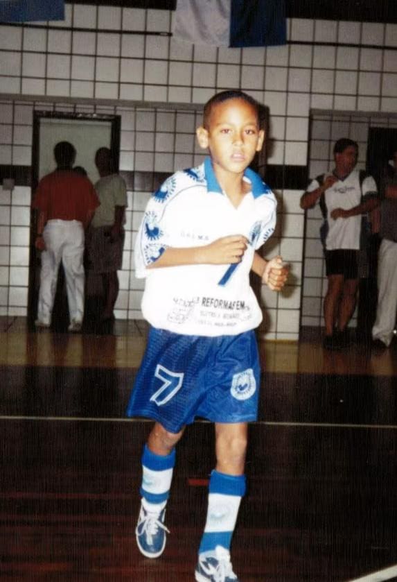 14 Rare Neymar Childhood Photos - NSF News