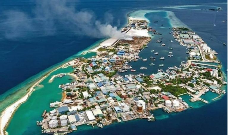 10 Artificial Islands Built by Humans - Engineering Marvels - NSF Tech